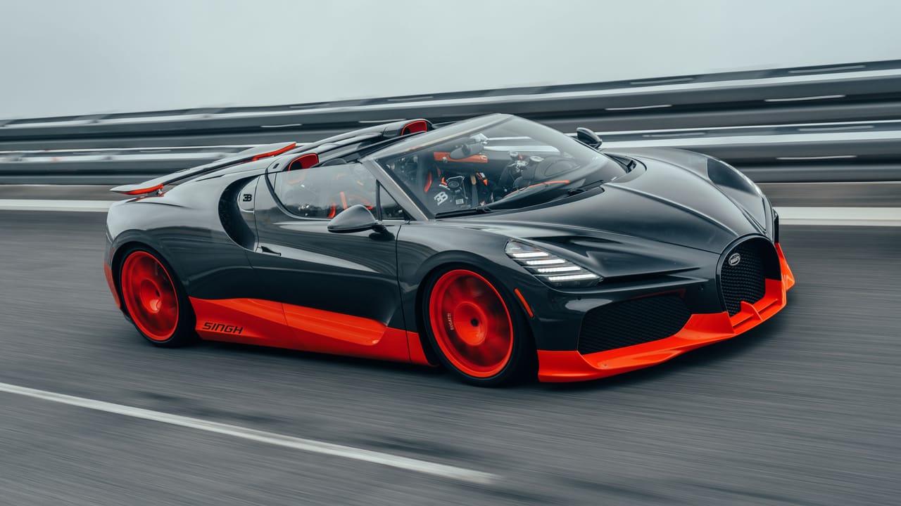 Bugatti has smashed the open-roof road car record with a 282mph top ...