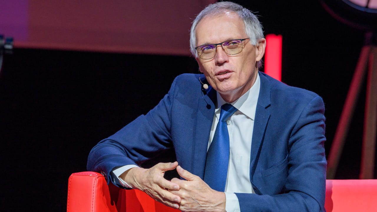 Why did Stellantis boss Carlos Tavares resign? And what did he achieve ...