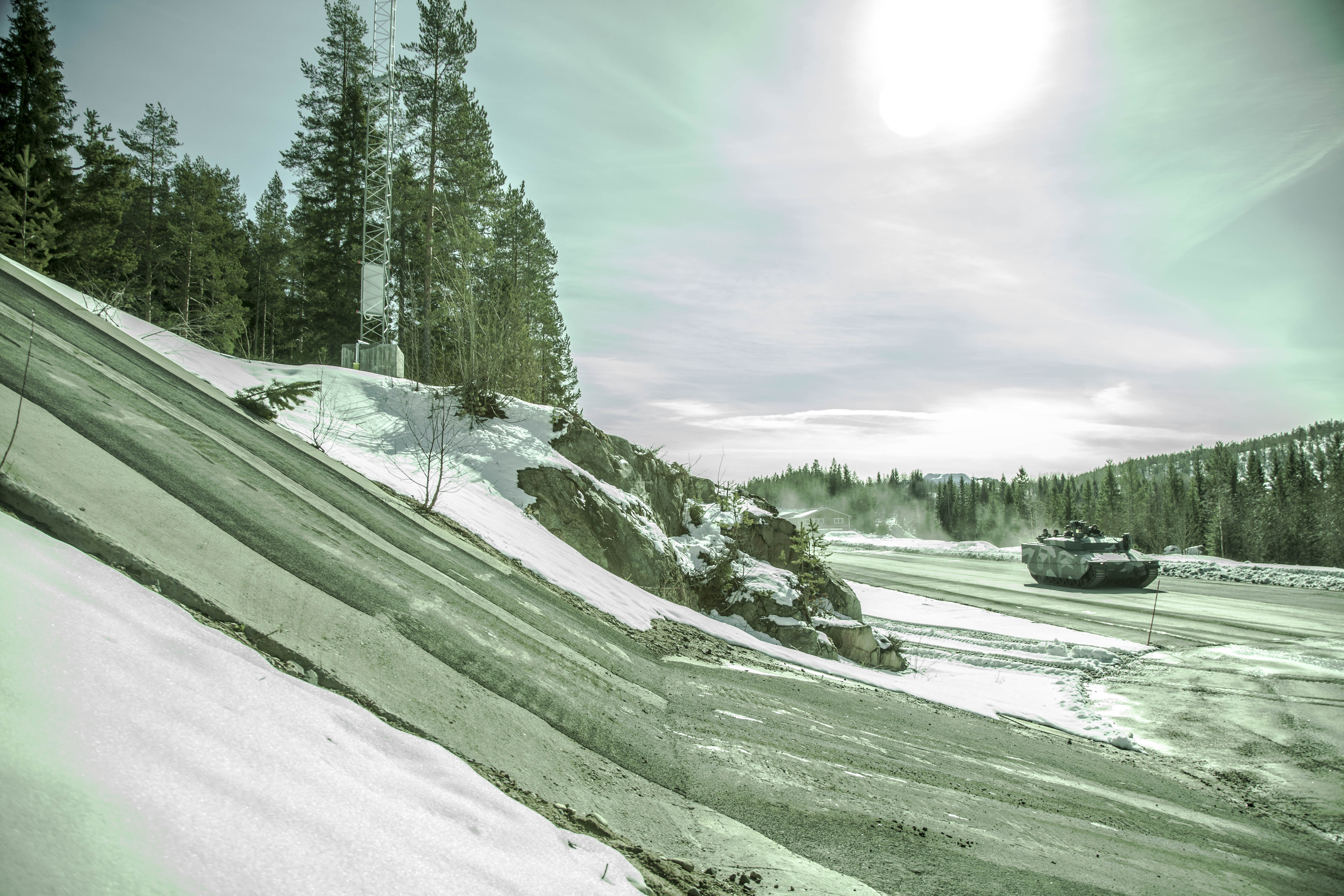 Top Gear drives the world's fastest tank | Top Gear