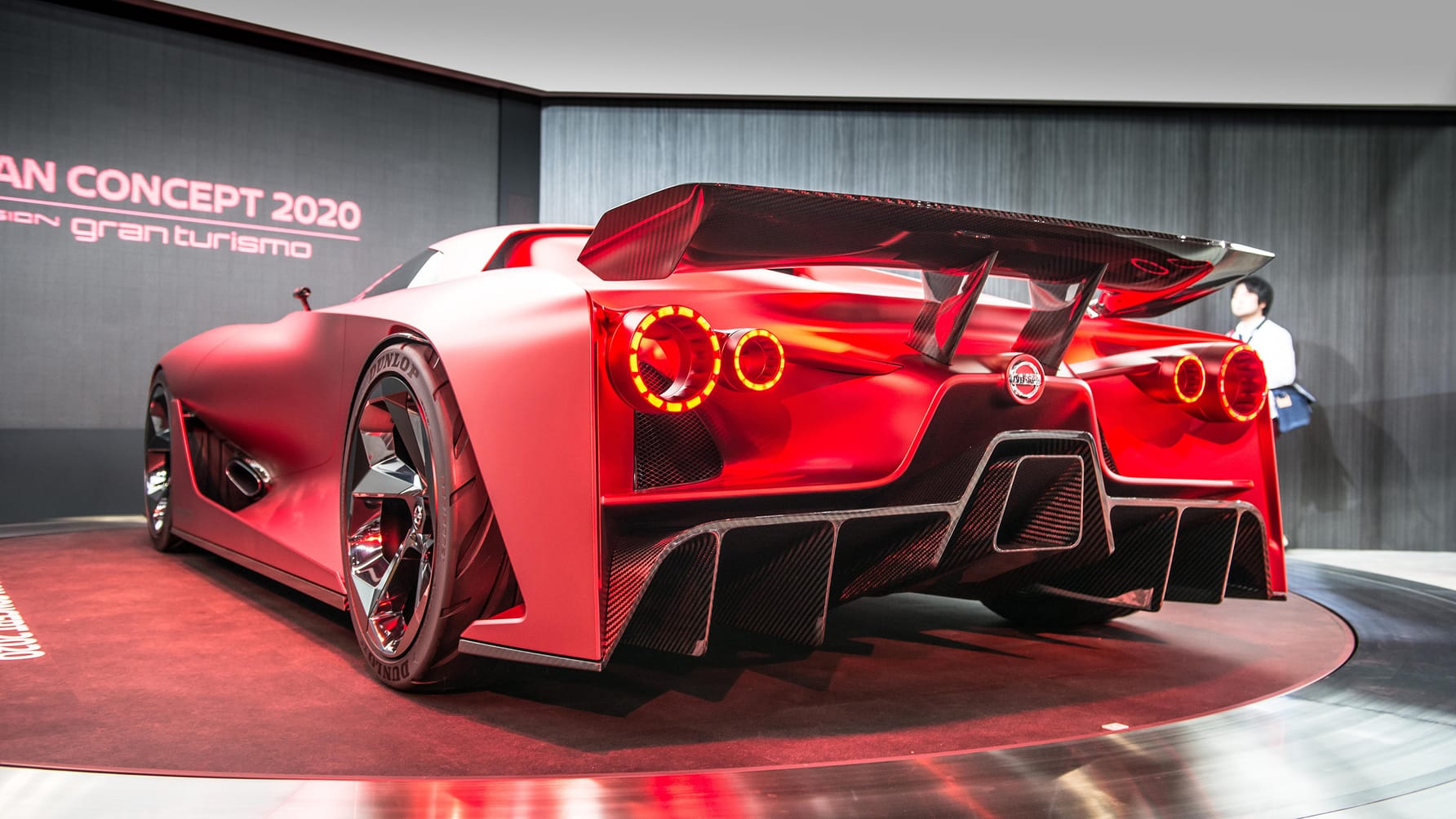 Nissan’s GT-R-previewing Vision GT goes red for Tokyo | Top Gear