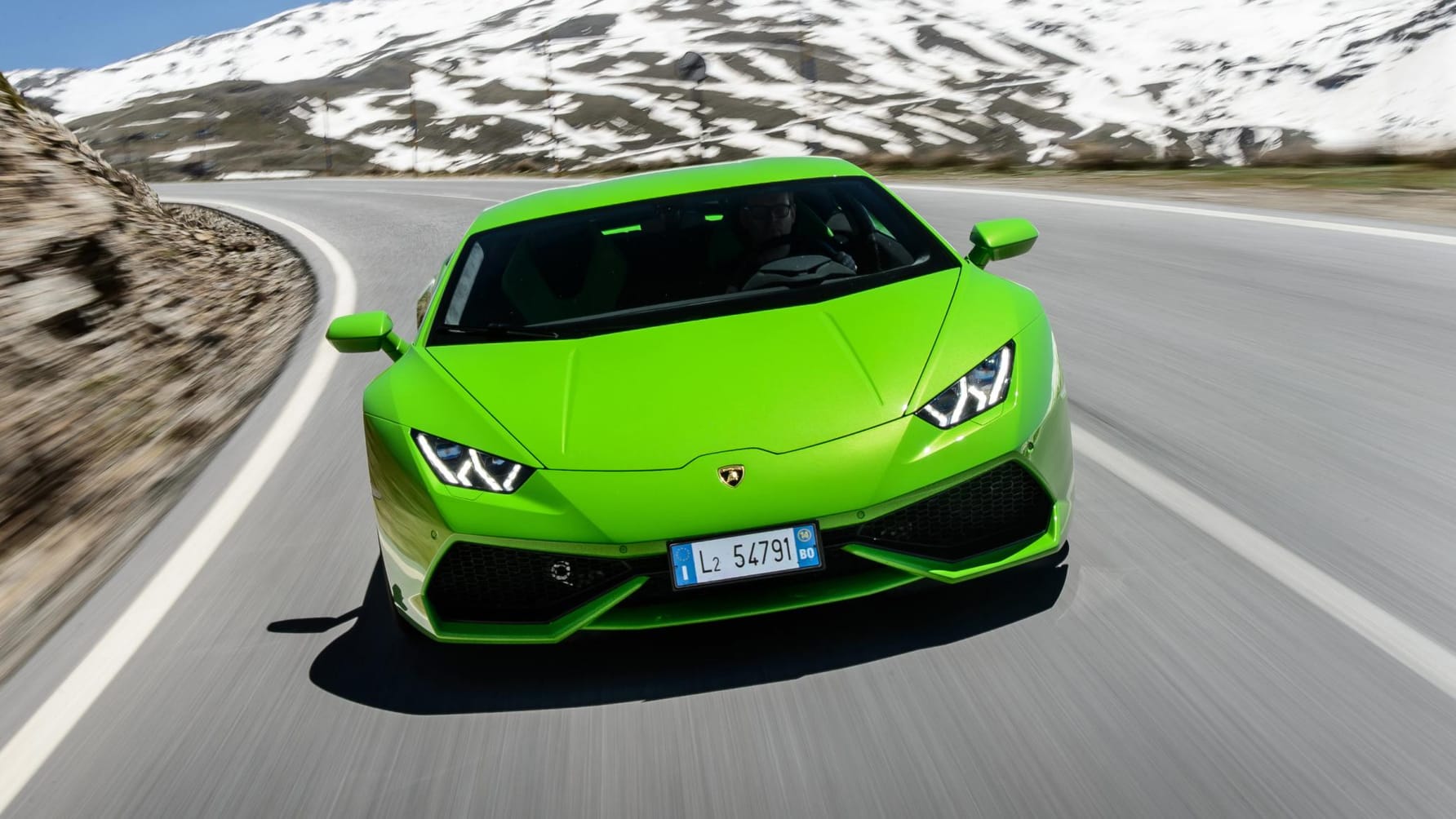 Get ready for the rear-wheel-drive Lambo Huracan | Top Gear