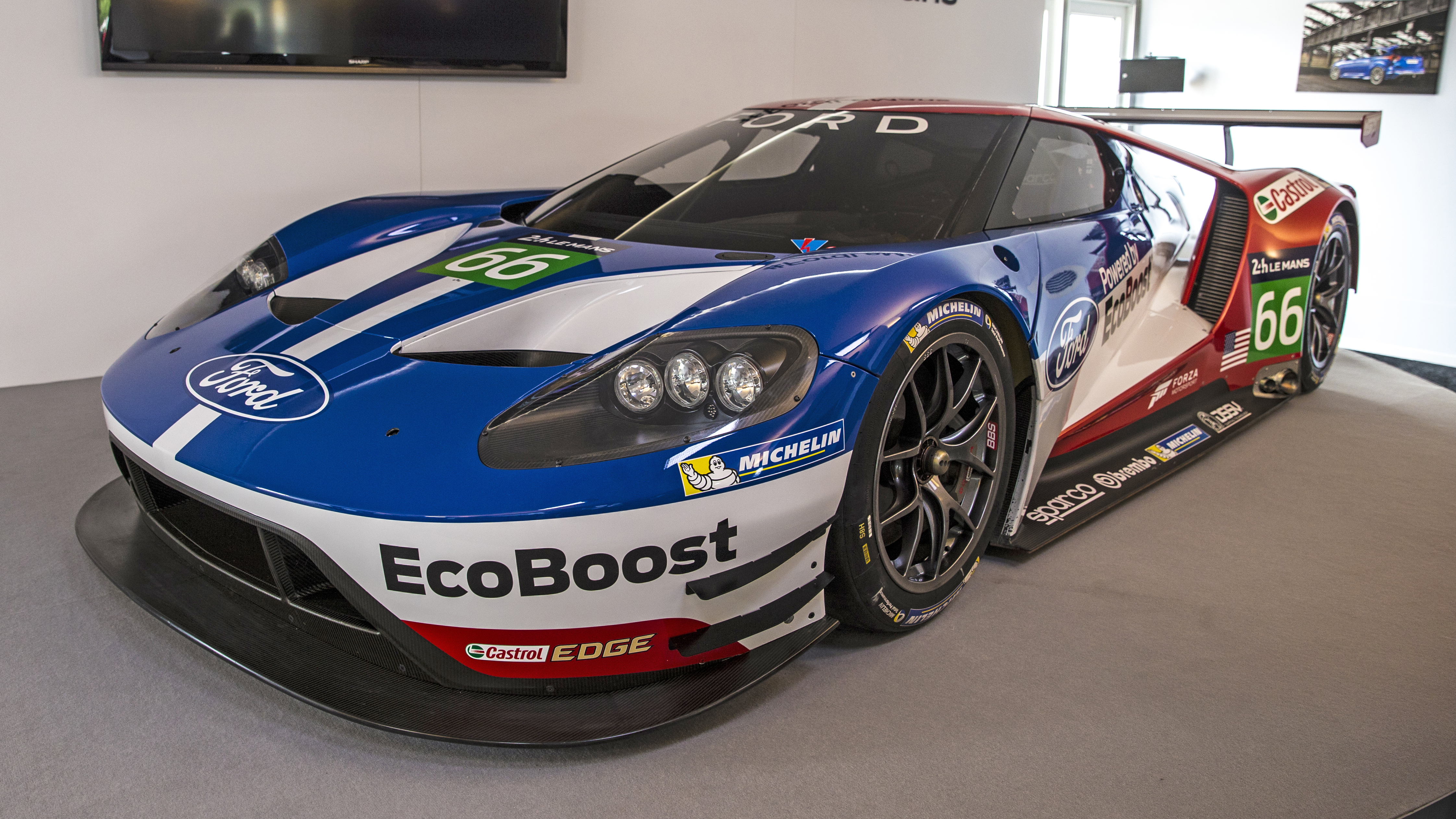 The Ford GT is off to Le Mans. Here's who's driving it | Top Gear