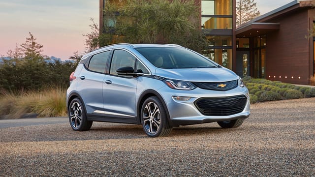 The brand new Chevrolet Bolt is here, and it looks quite good | Top Gear