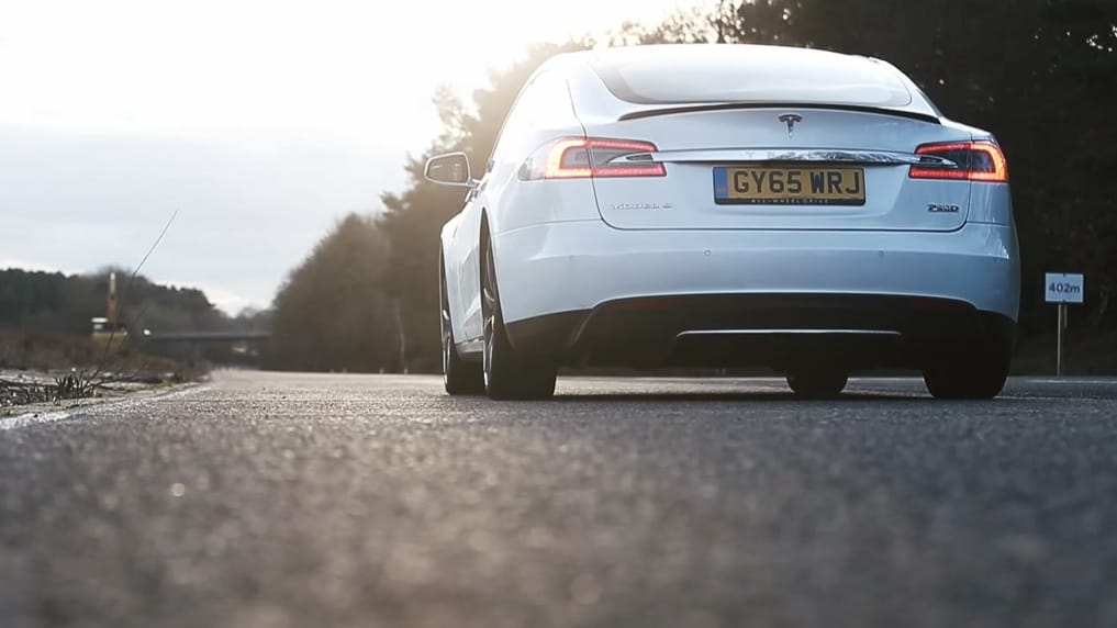 Video: watch the Tesla Model S P90D accelerate | Top Gear