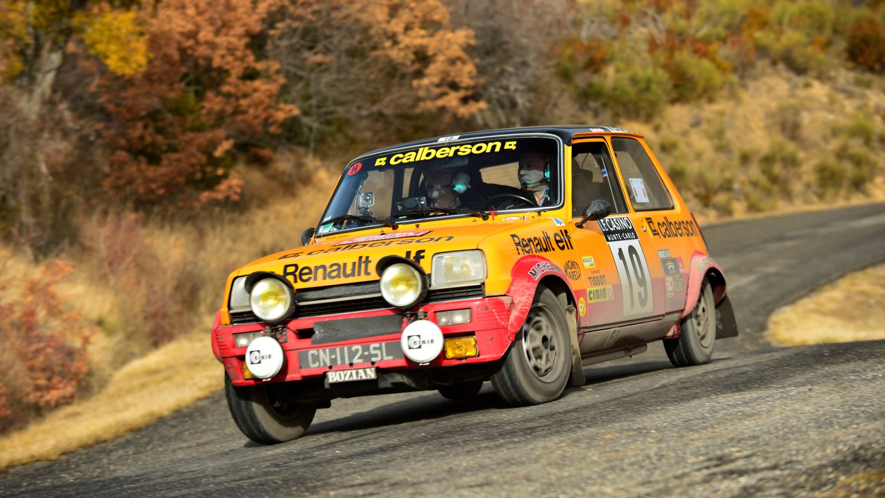 Check out these retro-rallying Renaults | Top Gear