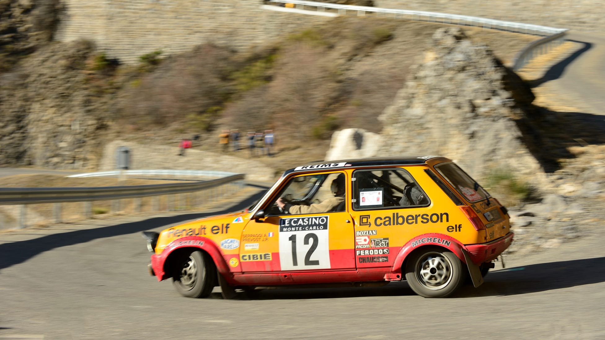 Check out these retro-rallying Renaults | Top Gear