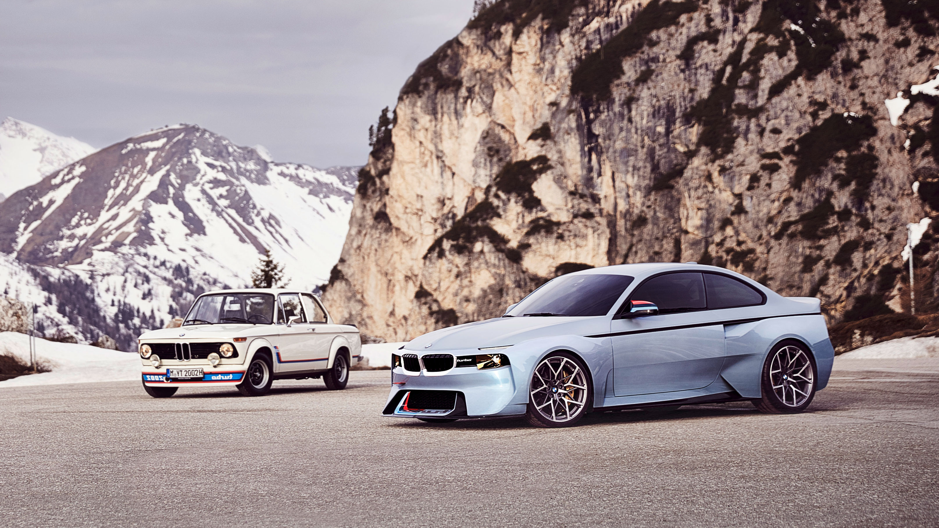 Back to the future: BMW unveils 2002 Hommage concept | Top Gear