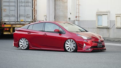 This is what a Toyota Prius lowrider looks like | Top Gear
