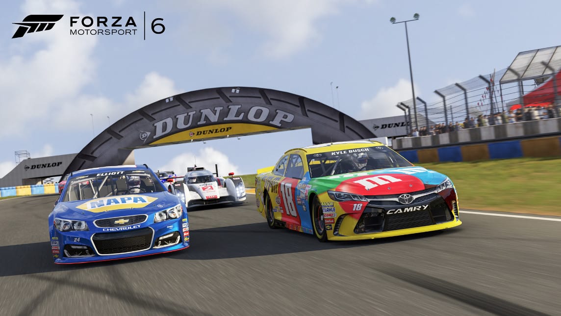 Forza Motorsport 6's NASCAR Expansion is Captain America with cars ...