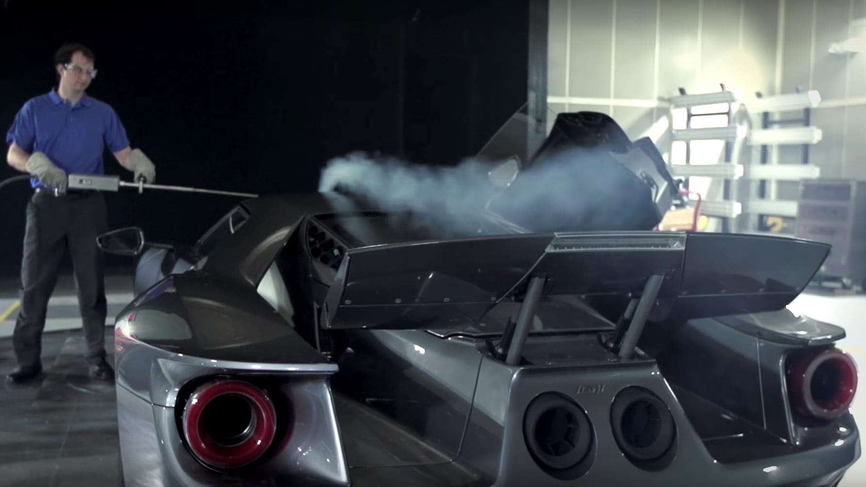 The Ford GT’s rear wing is awesome | Top Gear