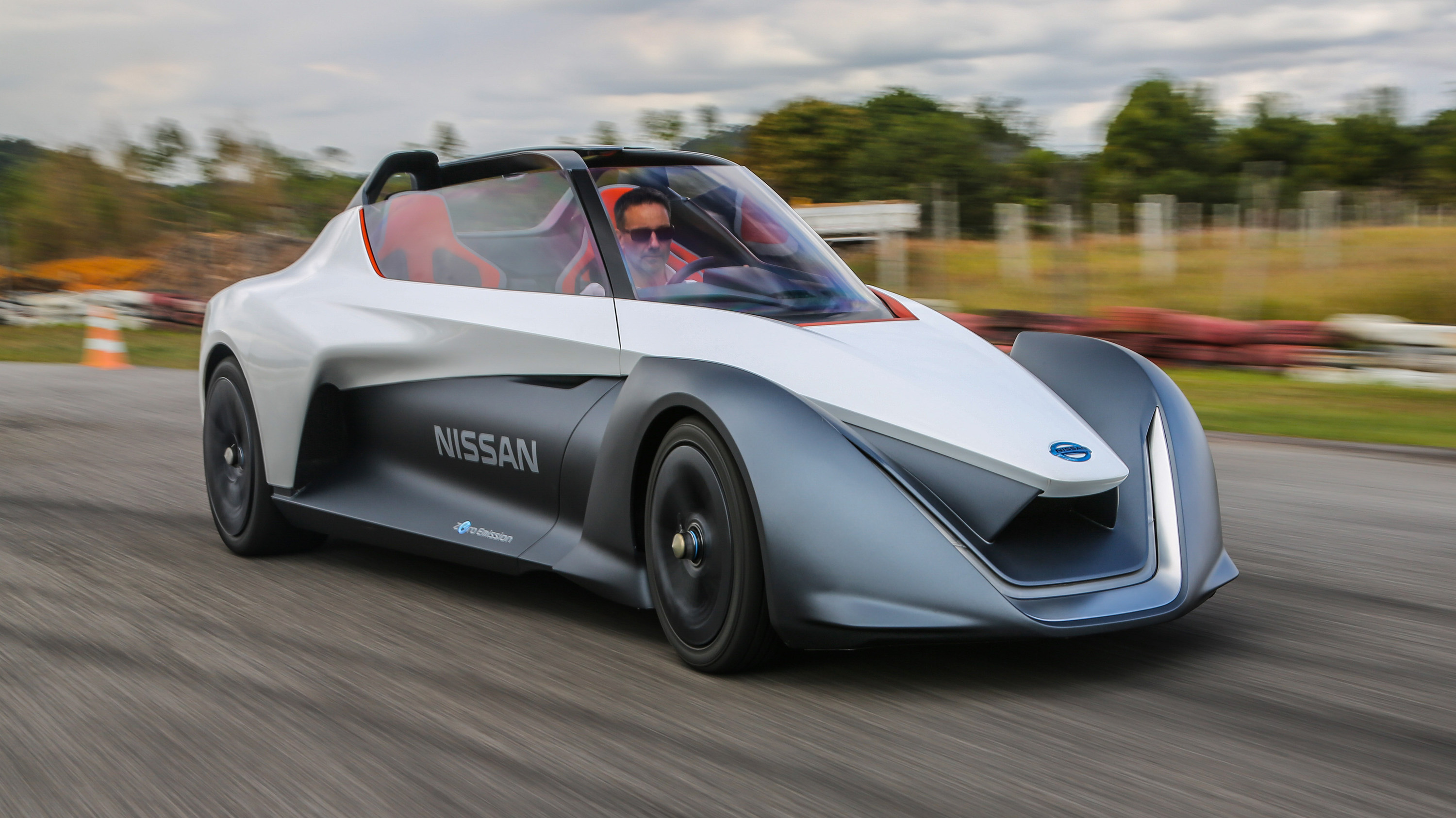 What's it like to ride in the Nissan BladeGlider? | Top Gear
