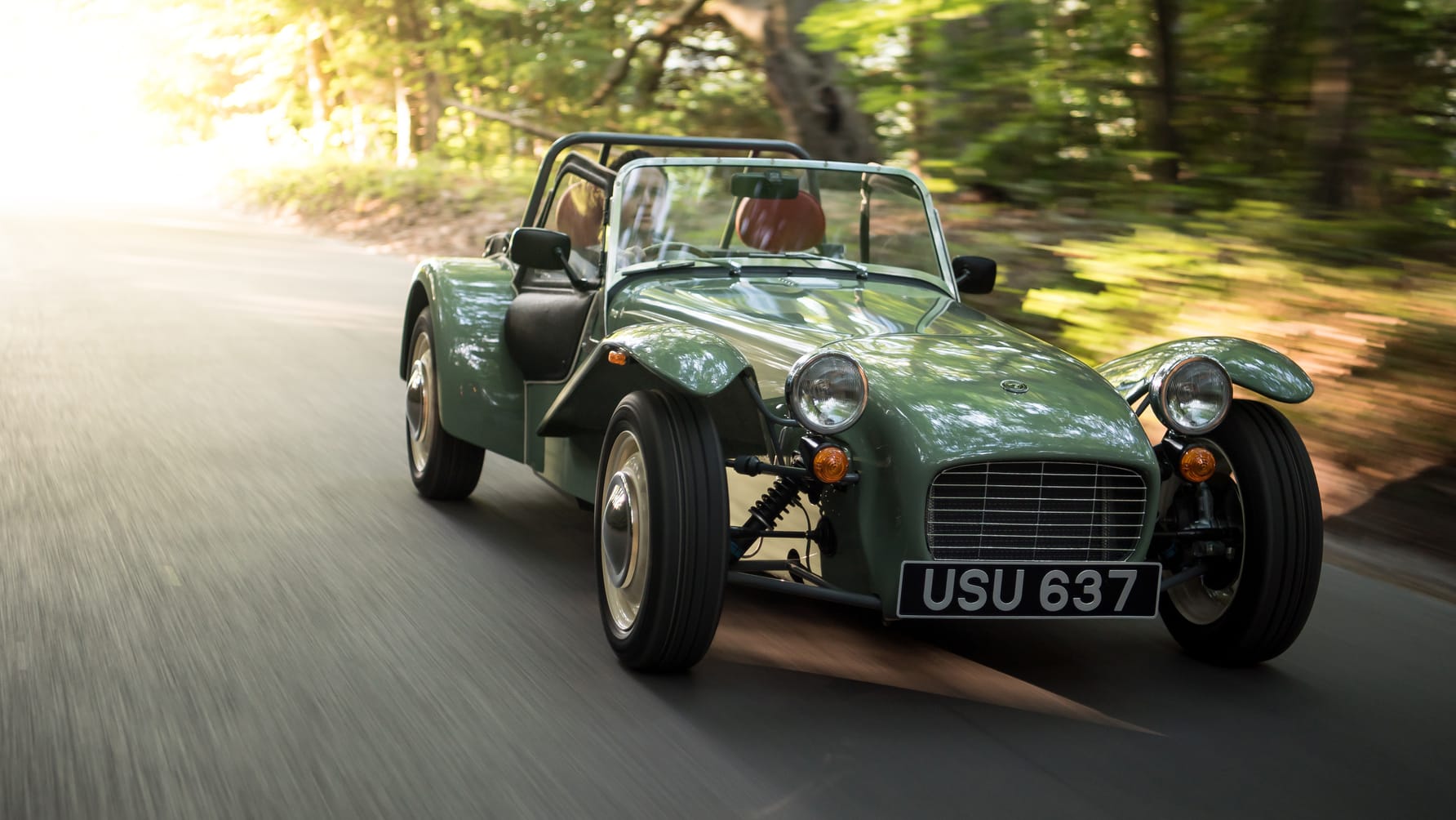 Caterham has built a retrotastic Seven | Top Gear
