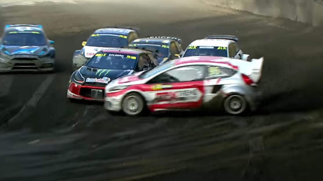 Video: how to own the first corner like a boss | Top Gear