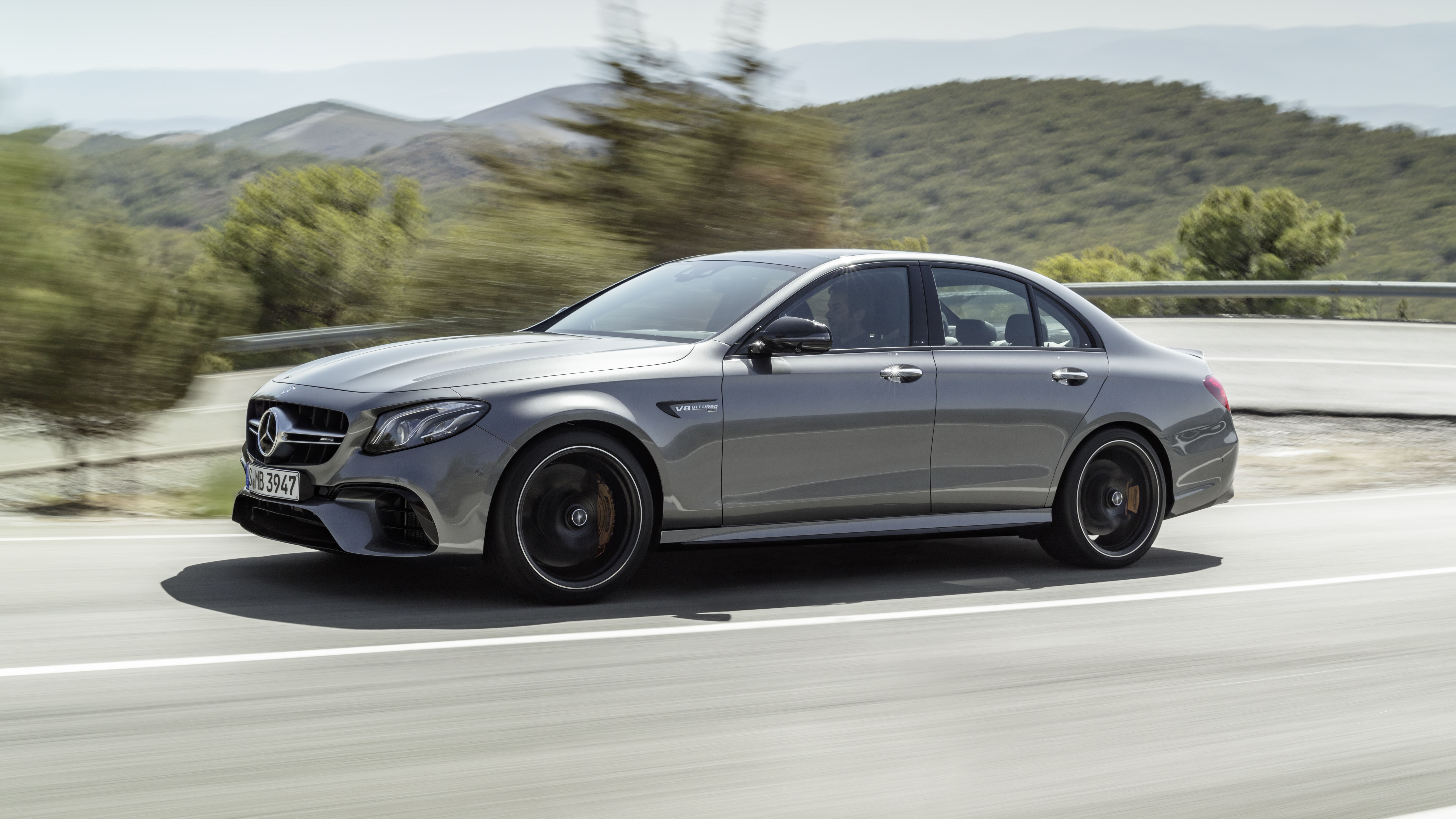 This is the new Mercedes-AMG E63 and it has a drift mode | Top Gear