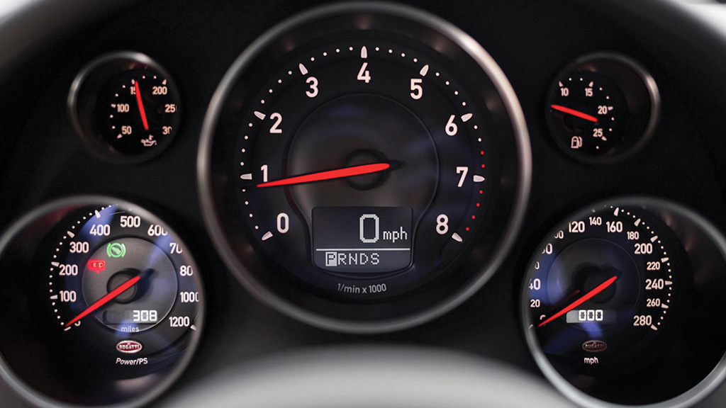 Bugatti Veyron Tachometer