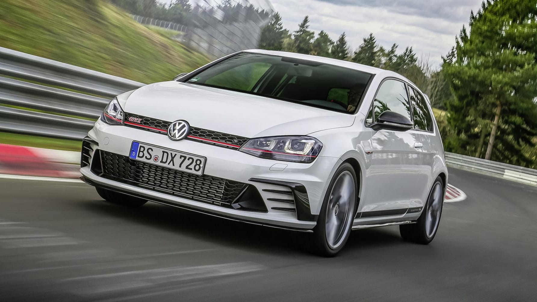 VW sets another new 'Ring record | Top Gear
