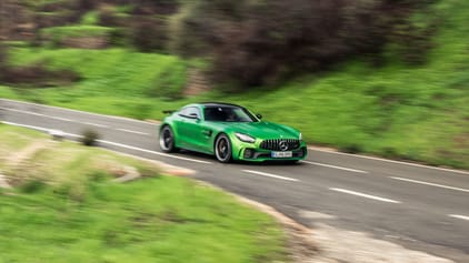 Wallpapers: Mercedes’ very angry AMG GT R | Top Gear