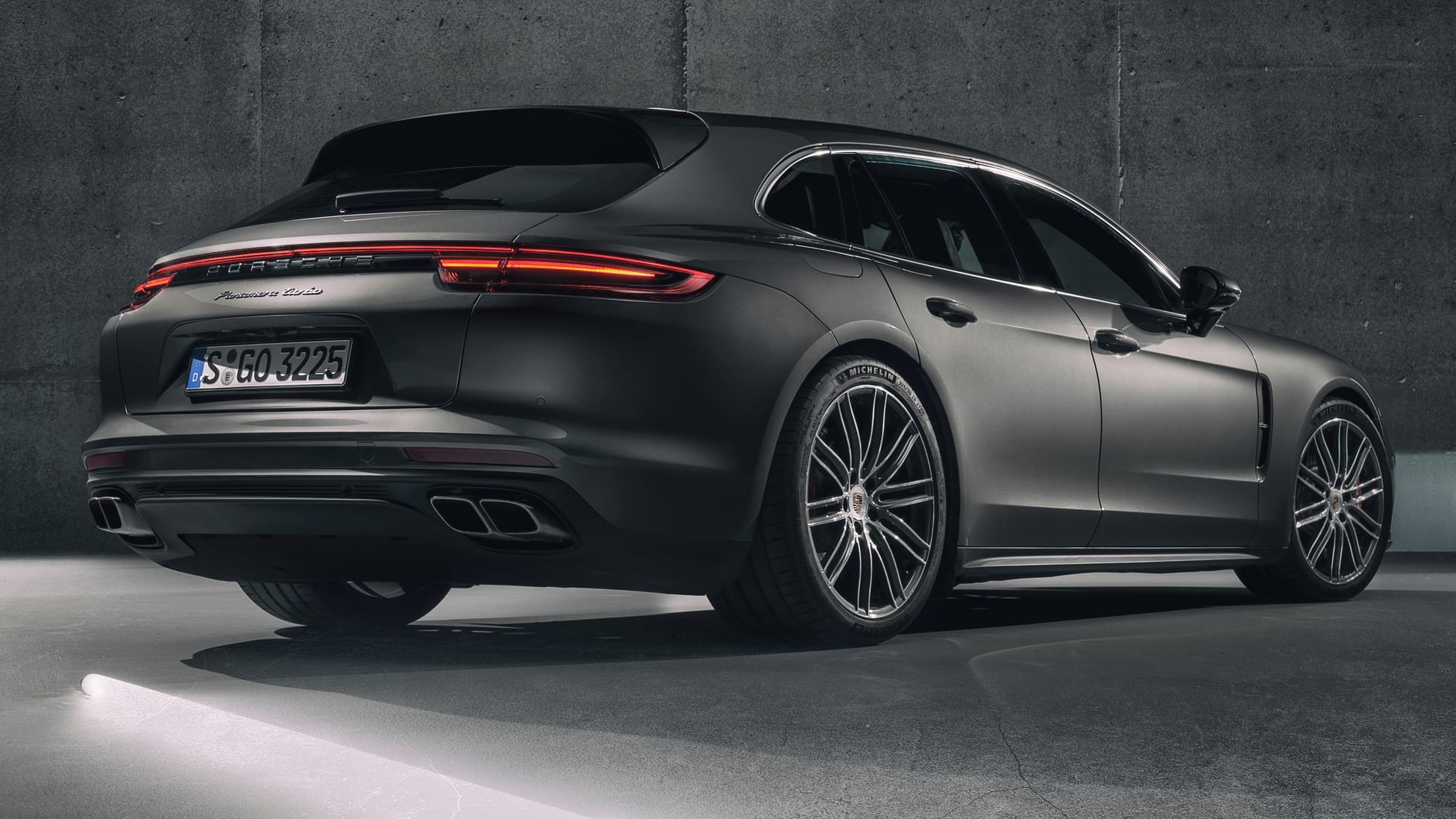 Porsche’s new big-booted Panamera is here | Top Gear