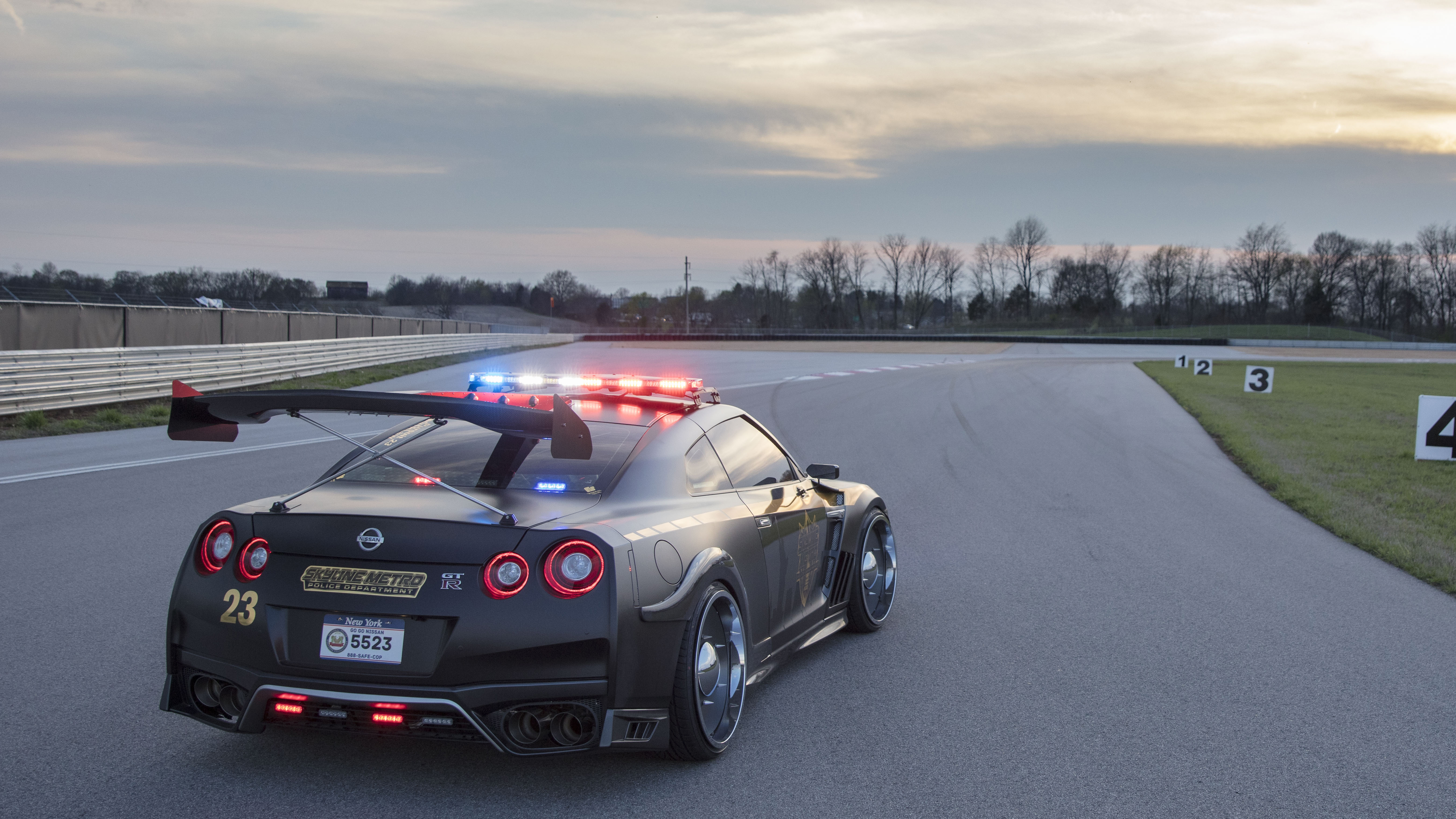 It’s Copzilla, the Nissan GT-R police car | Top Gear