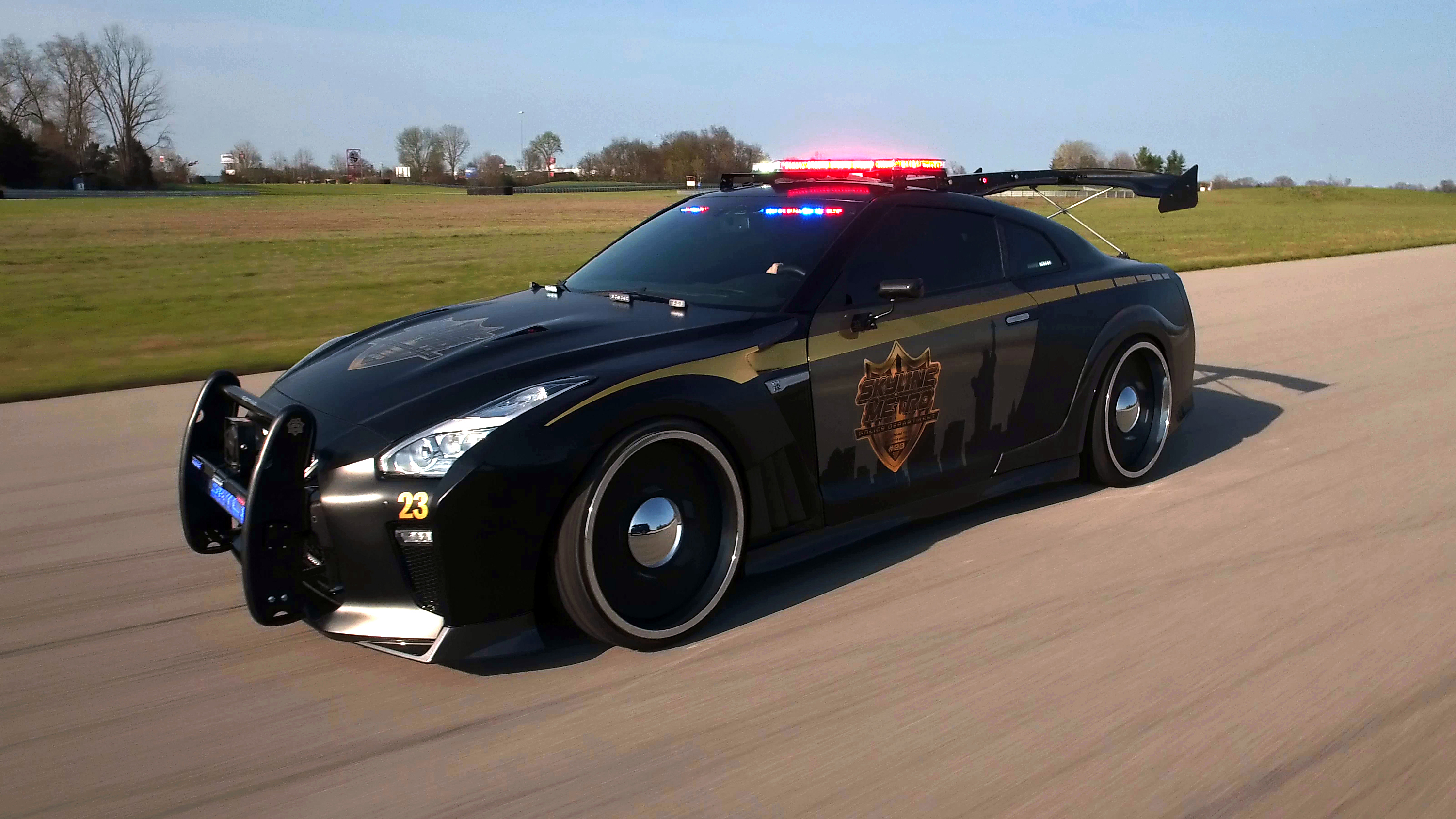 It’s Copzilla, the Nissan GT-R police car | Top Gear
