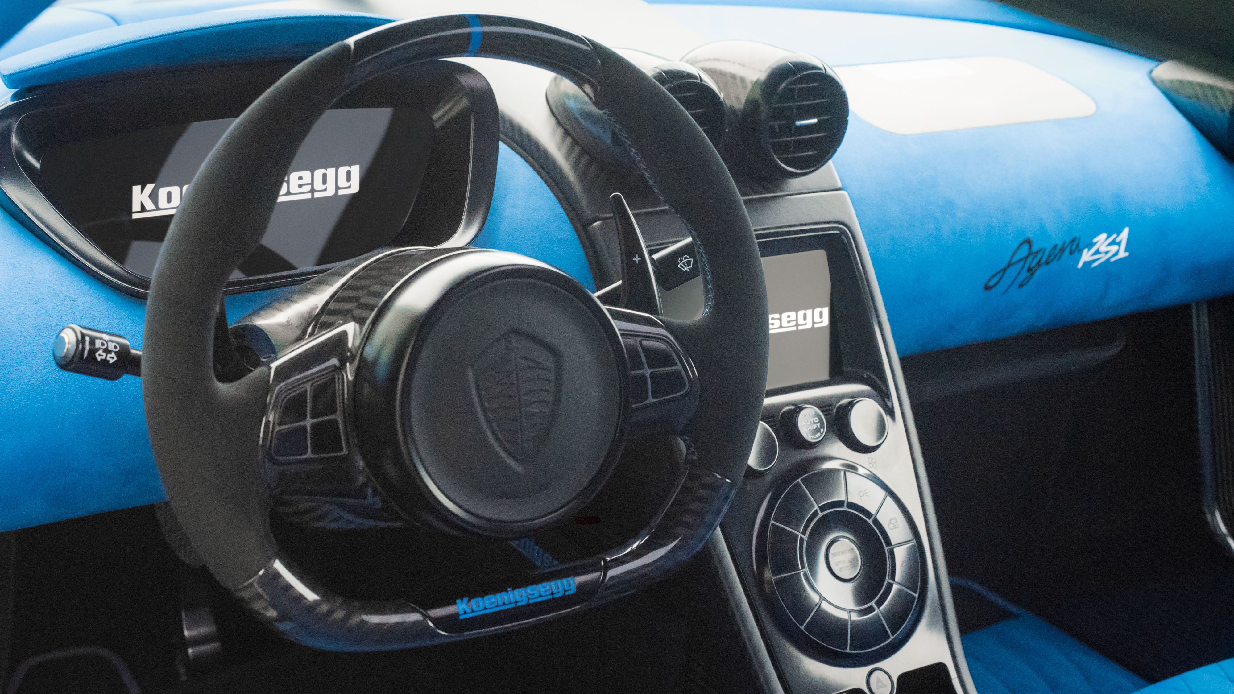 Koenigsegg Agera R Blue Interior