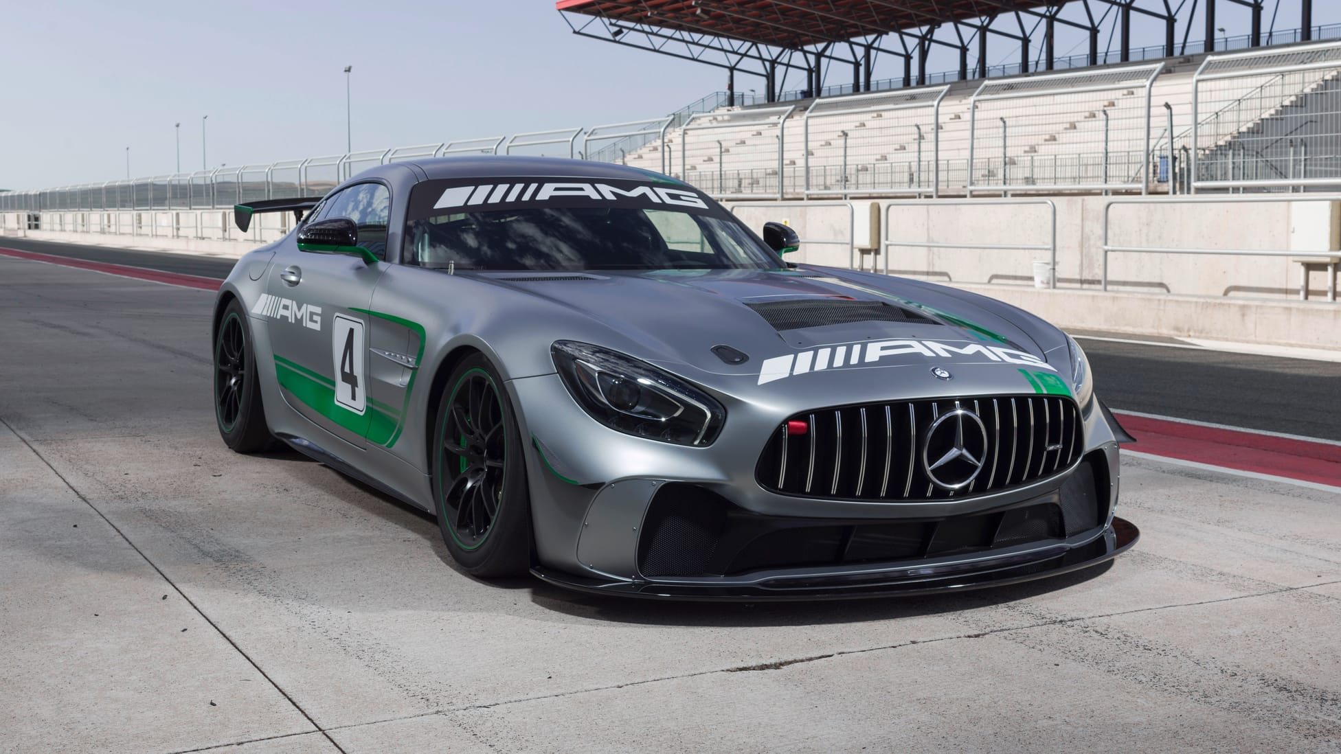 This is the Mercedes-AMG GT4 | Top Gear
