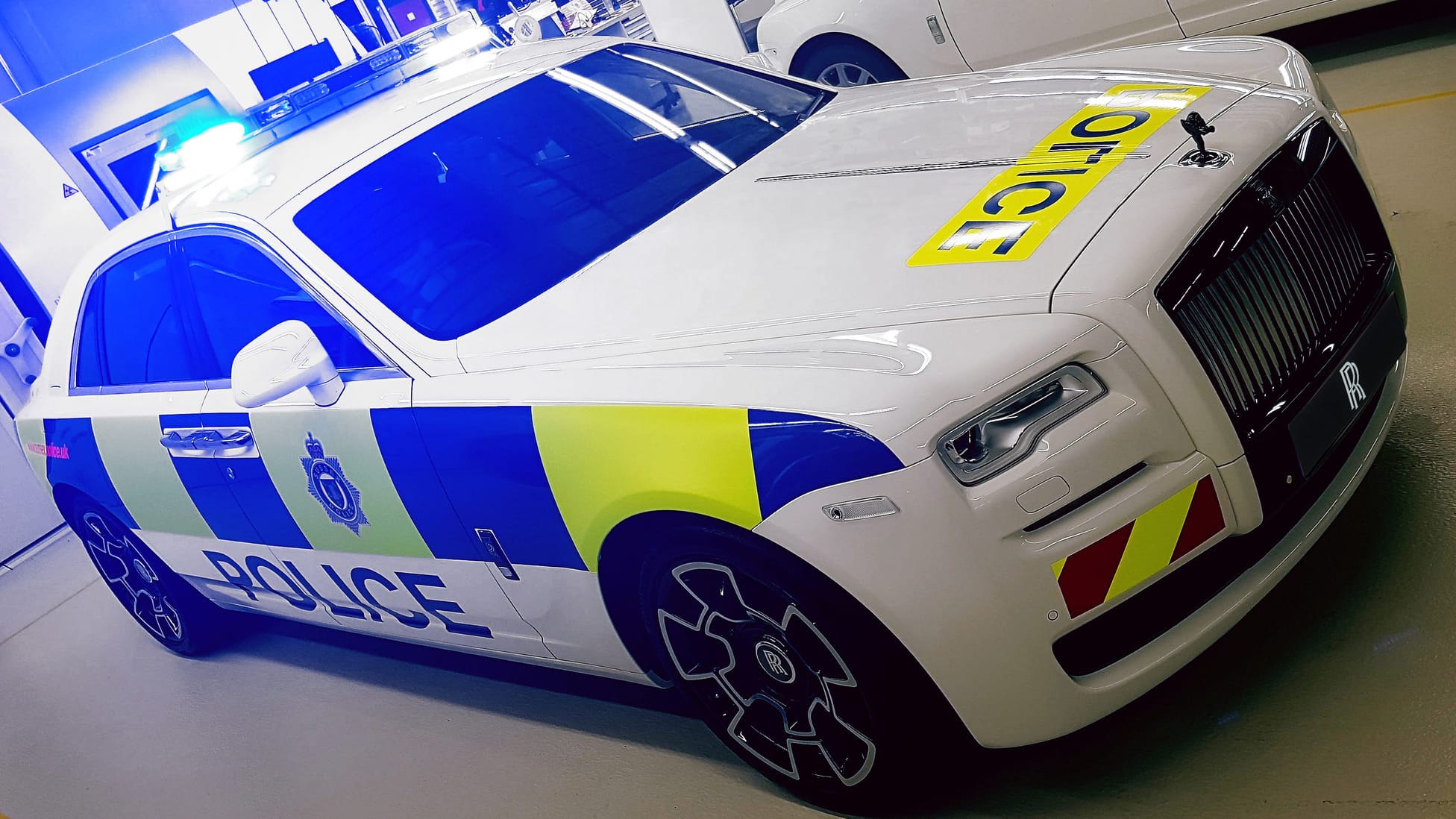 Look at this Rolls-Royce Ghost police car | Top Gear