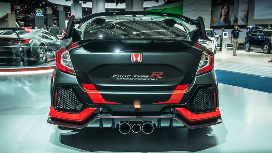 It's a Honda Civic Type R customer racing car | Top Gear