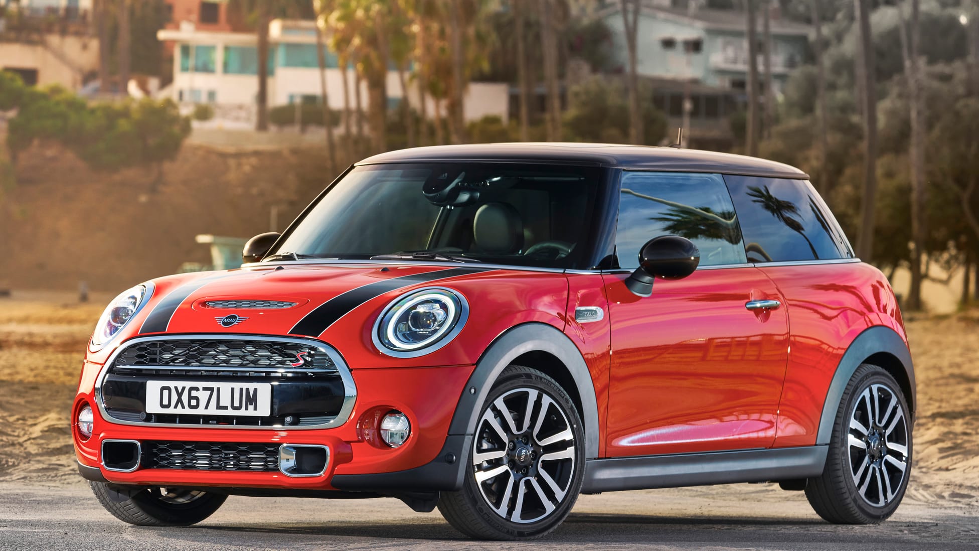 The new Mini Cooper is terribly proud to be British | Top Gear