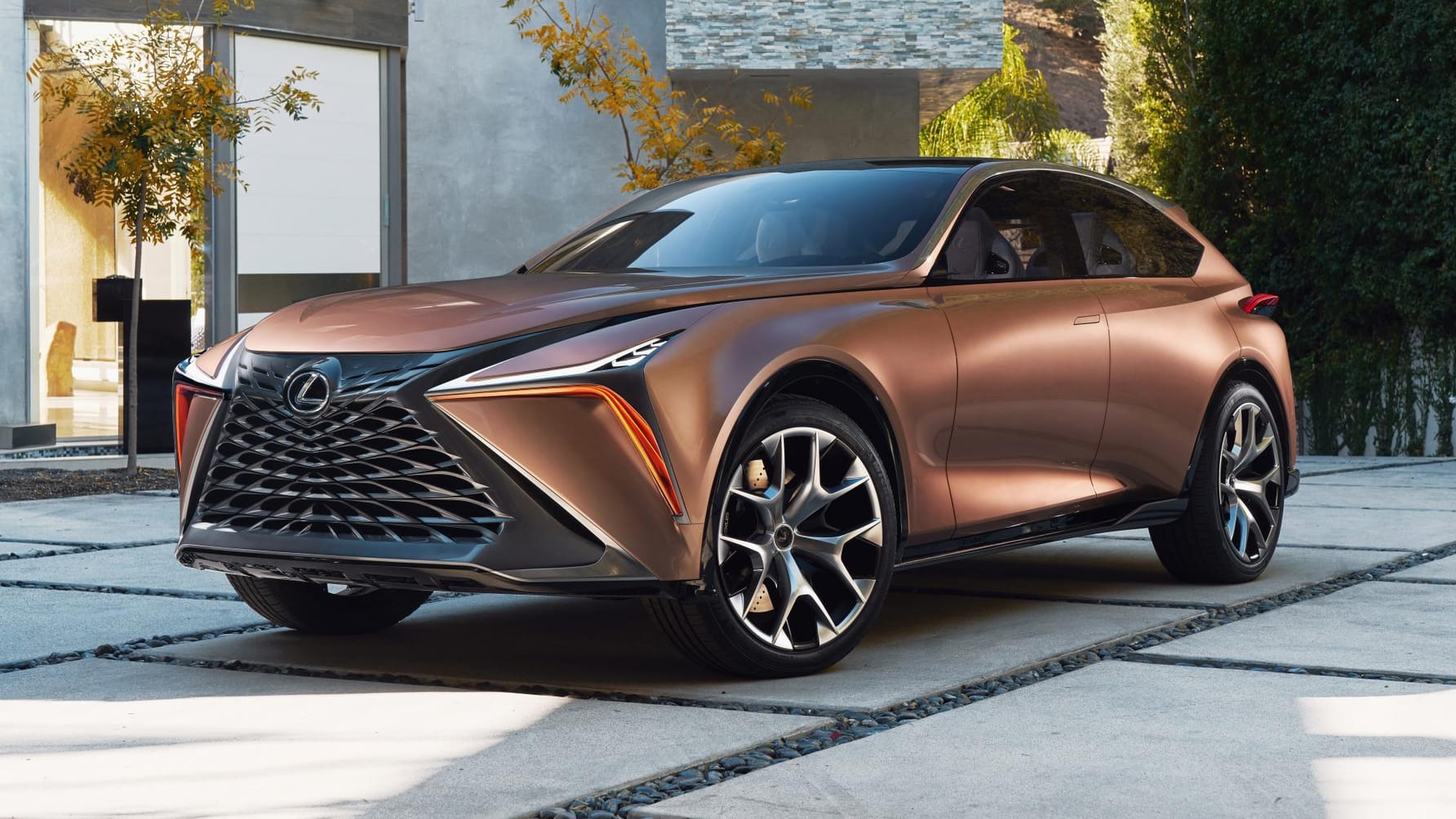 The Lexus LF-1 Limitless concept is a samurai sword | Top Gear