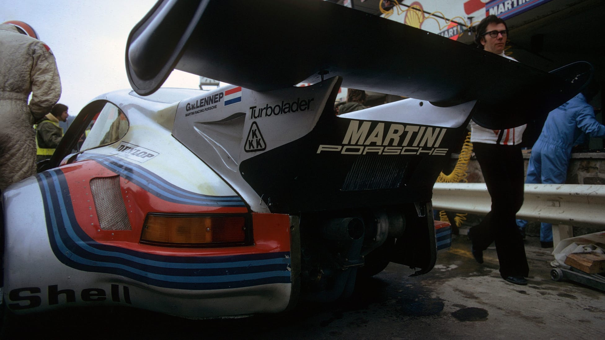 This legendary Porsche race car is up for sale | Top Gear