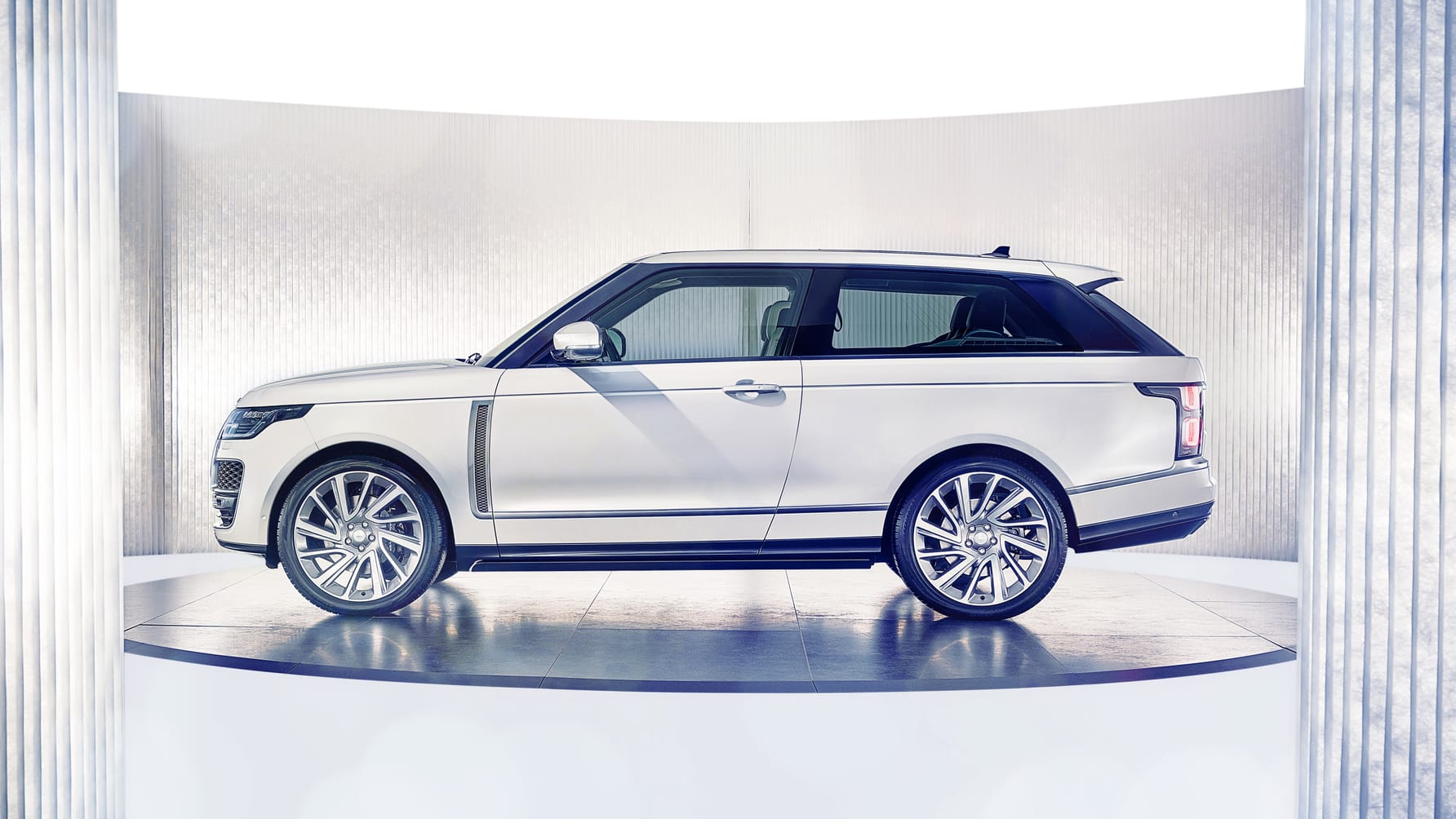 This is Range Rover's £240,000 SV Coupe | Top Gear