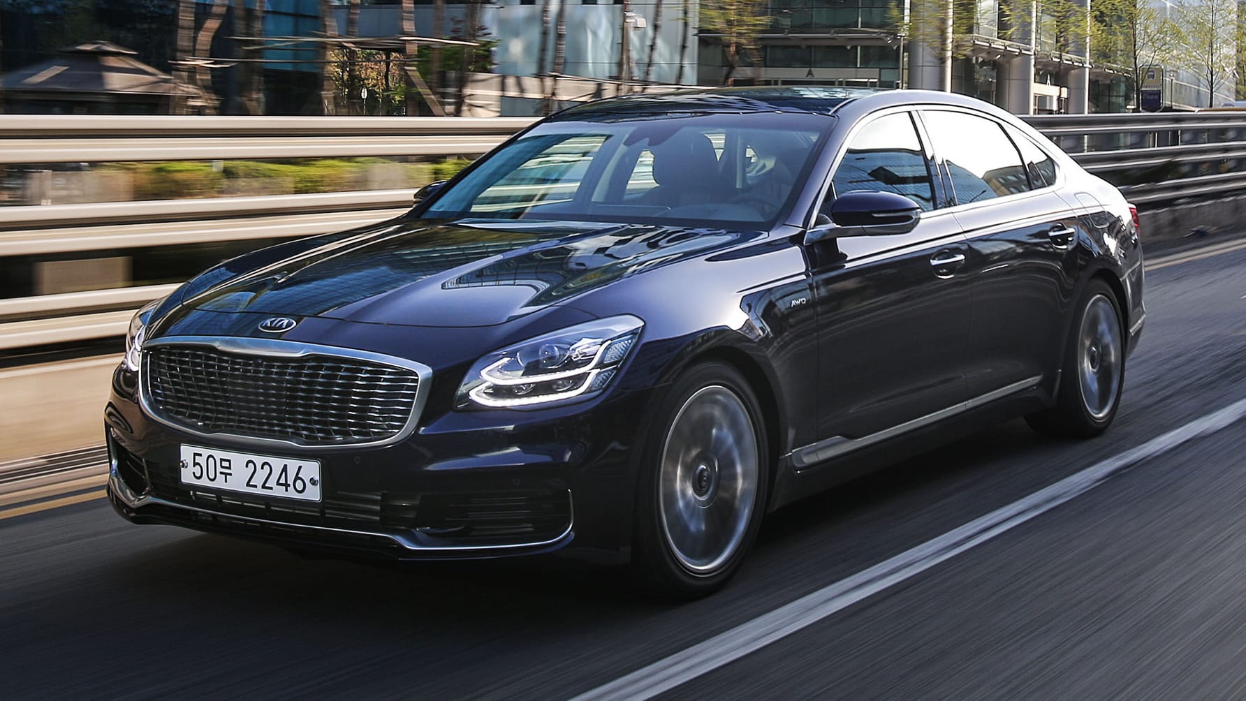 The Kia K900 is not for us | Top Gear