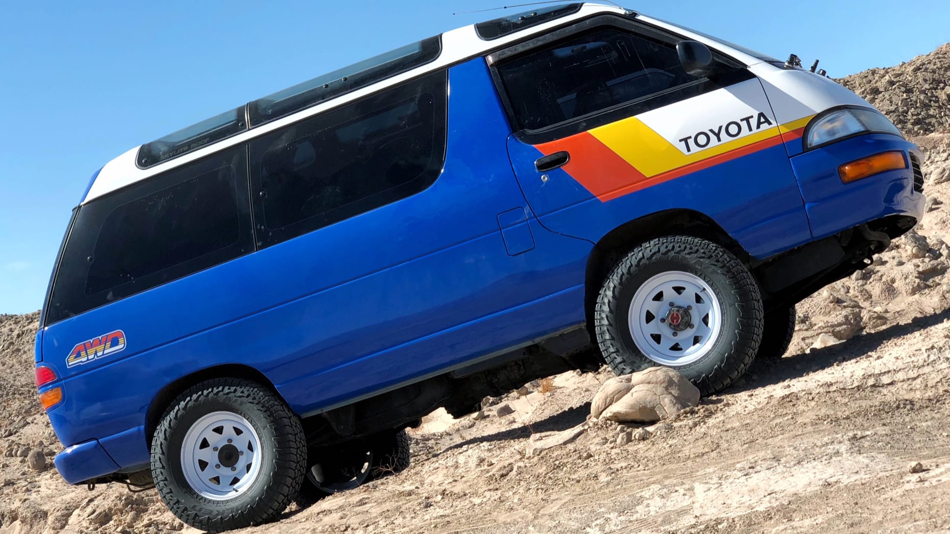 This modified Toyota Lite Ace is awesome and here's why | Top Gear