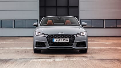 Check out the Audi TT 20 Years edition's seats | Top Gear