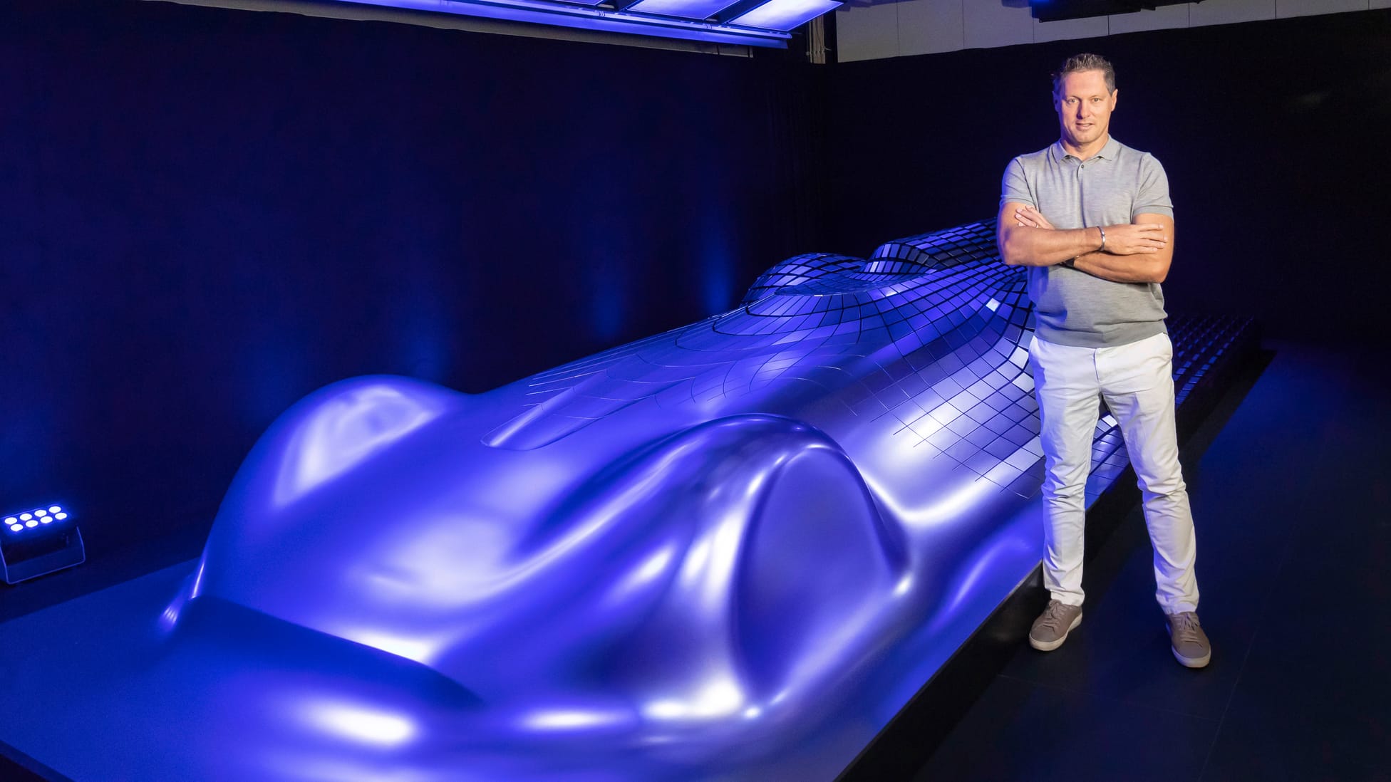 Merc’s new concept sculpture pays homage to a record-breaker | Top Gear