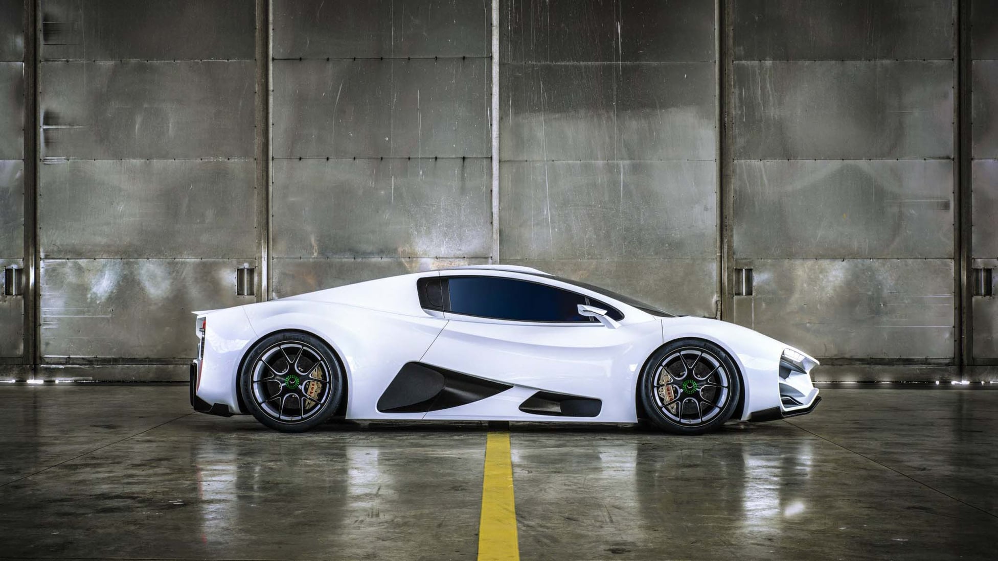 The Milan Red is a 1,306bhp falcon-inspired hypercar | Top Gear