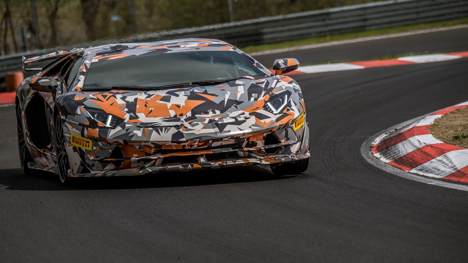 Video: Lambo Aventador SVJ sets new Nürburgring record | Top Gear