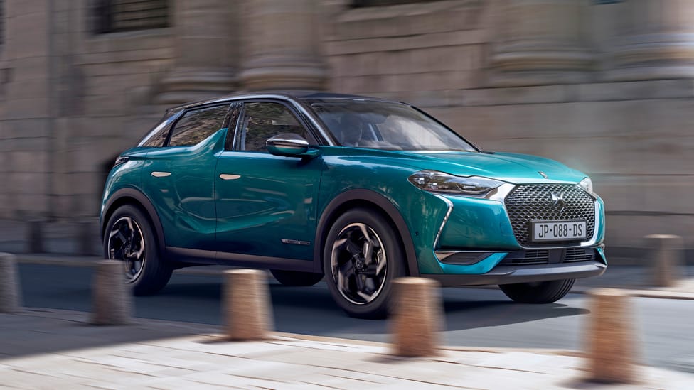 The DS 3 Crossback is a posh SUV with electric power | Top Gear