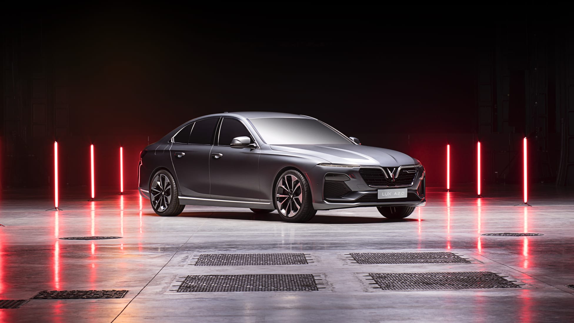 Vietnamese carmaker VinFast debuts new saloon and SUV | Top Gear