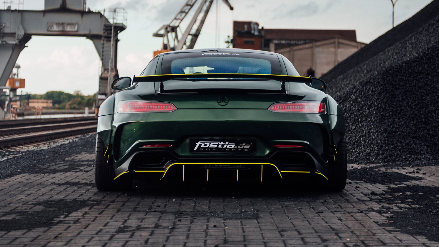 Merc's wide, fast AMG GT has been made wider and faster | Top Gear