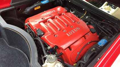 This classic 1996 Lotus Esprit V8 is up for auction | Top Gear