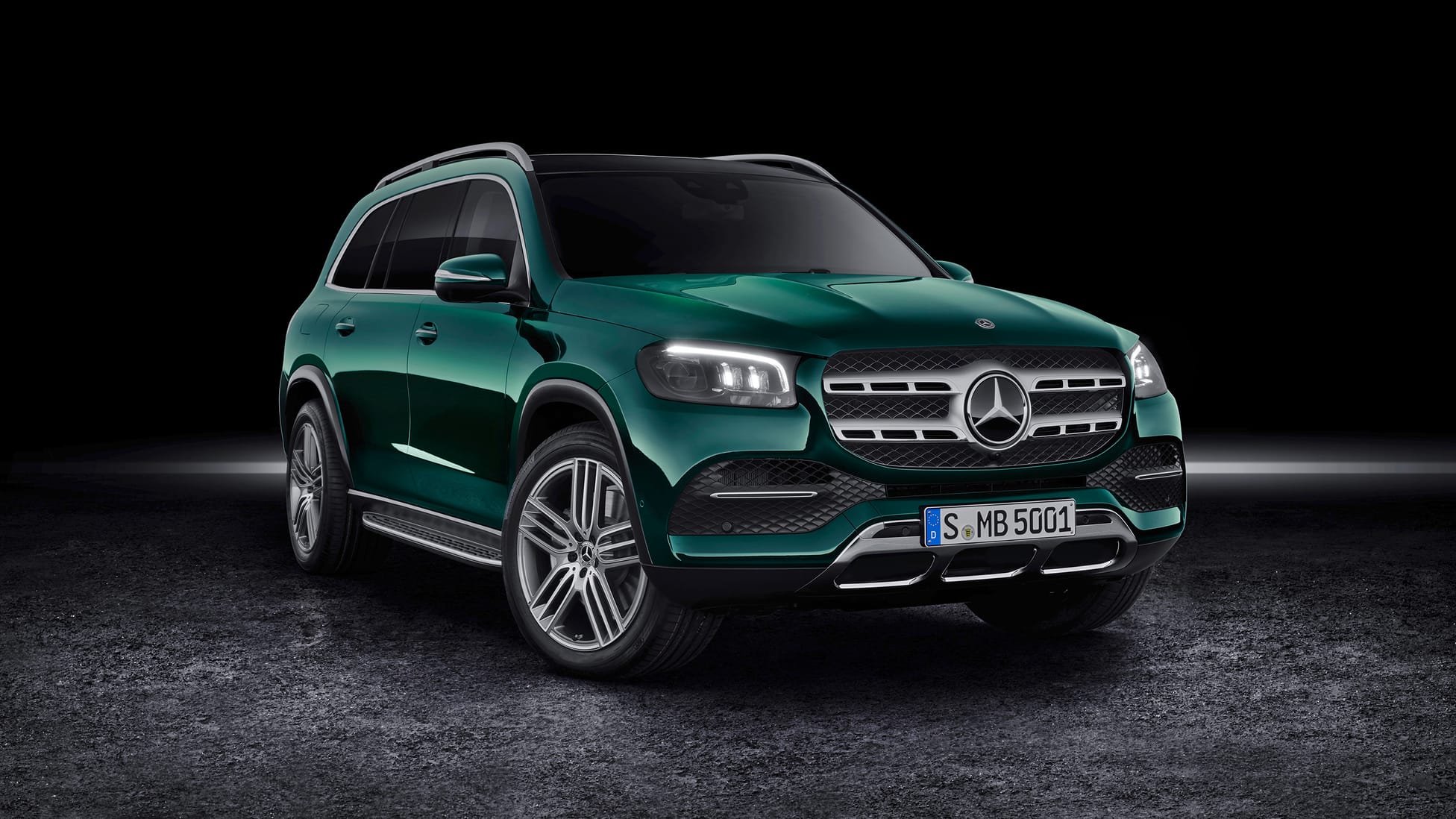 The new Mercedes GLS is reassuringly massive and clever | Top Gear