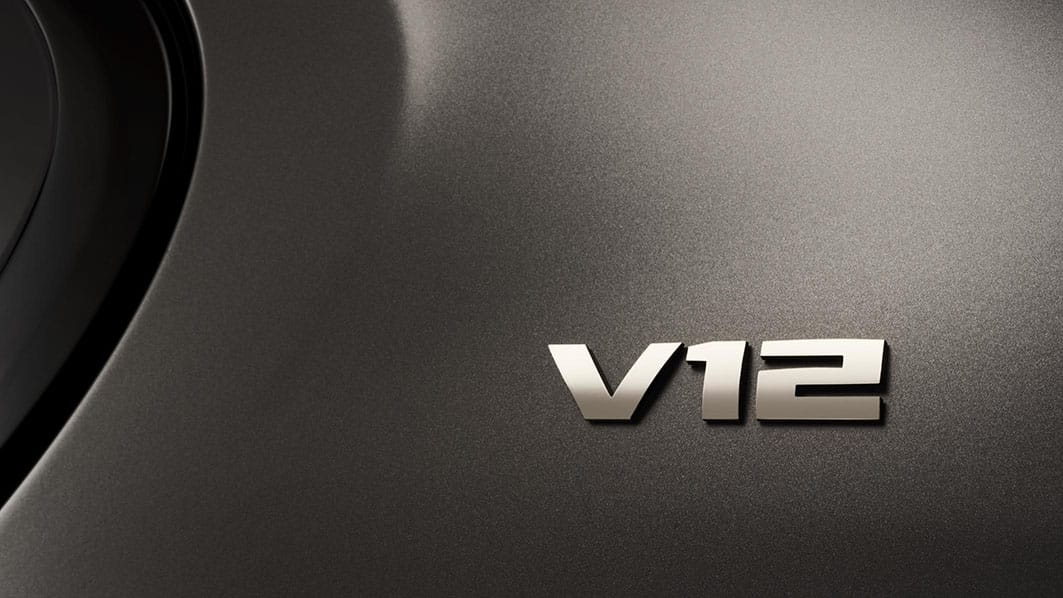 BMW’s biggest engine - the V12 - is safe until 2023 | Top Gear