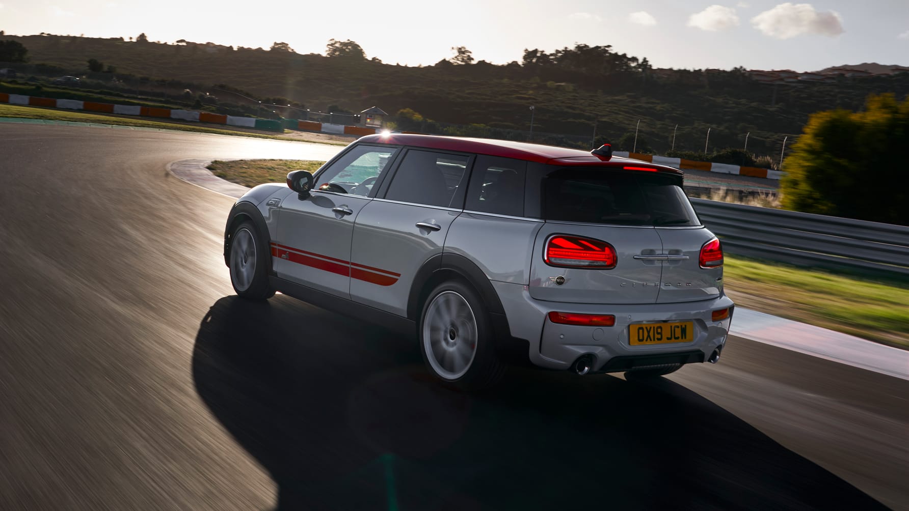 The new Mini Clubman JCW has 302bhp | Top Gear