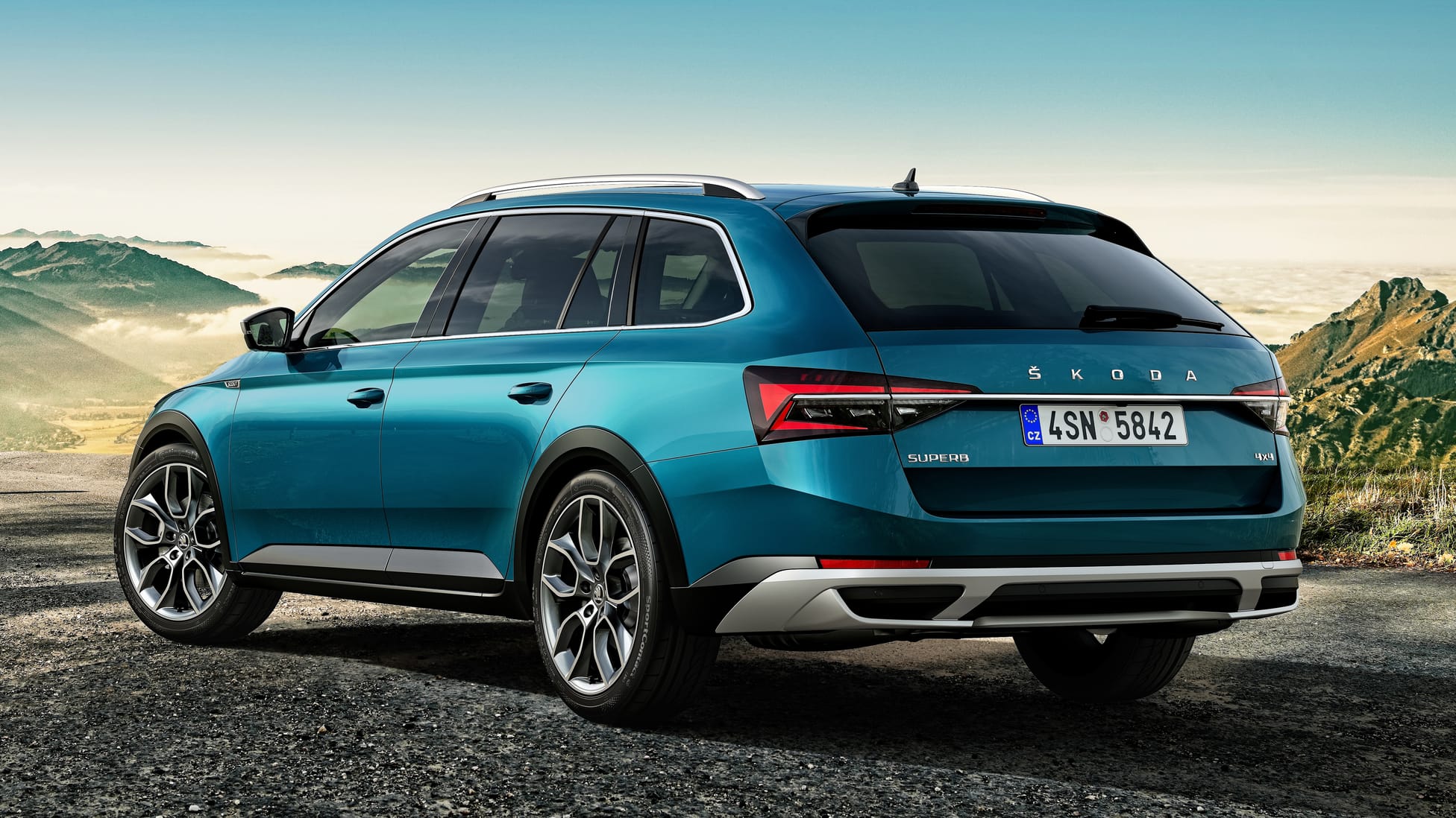 The Skoda Superb Scout is the new best car in the world | Top Gear