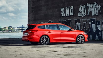 These are the first pictures of the new Ford Focus ST estate | Top Gear