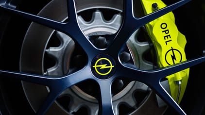 Opel’s Special Vehicles division has modified a Zafira | Top Gear