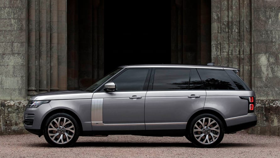 The Big Range Rover has got a new 400bhp straight-six engine | Top Gear