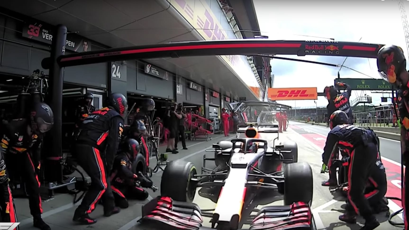 Red Bull did the fastest ever pit stop in F1 history | Top Gear